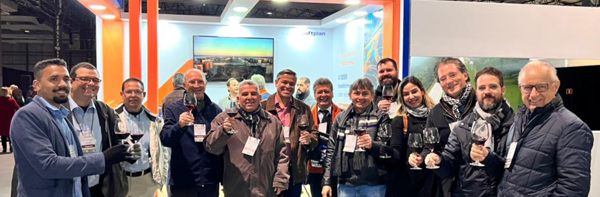 Softplan lança revista Infraestrutura Rodoviária no 24º Enacor